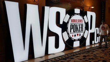 Jennifer Tilly - LA Poker.info